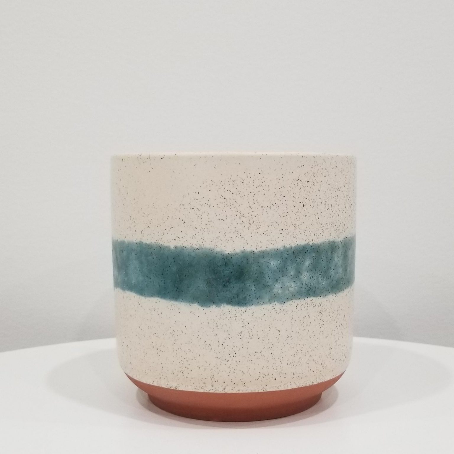 Deco Pot Ceramic Beige with Green Line 5.5" | InteriorPlants.ca